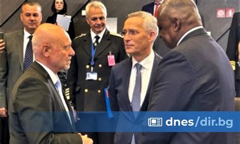 Тодор Тагарев генералният секретар на НАТО Йенс Столтенберг и министърът на отбраната на САЩ