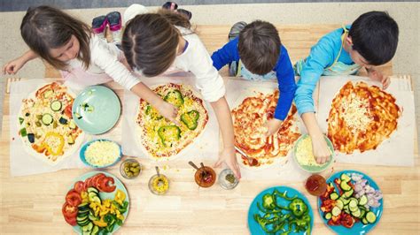 How To Make A Pizza Kindergarten