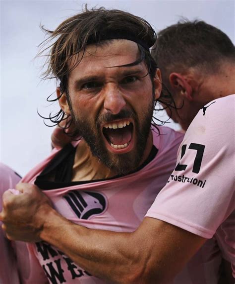 Serie B Il Parma Vince Convince E Vola In Testa Inseguito Da Venezia