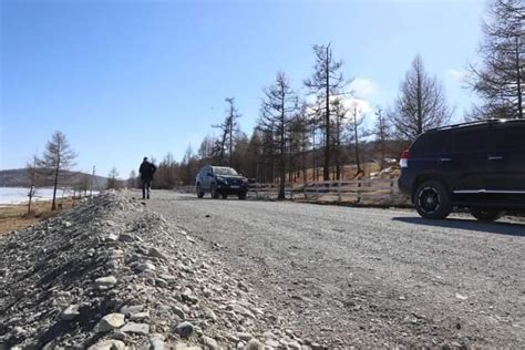 Хатгал Жанхай Тойлогтын хатуу хучилттай хоёр км замыг долдугаар сард