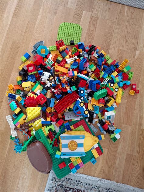 Se Produkter Som Liknar Stor Samling Lego Duplo 8 8 På Tradera 684212633