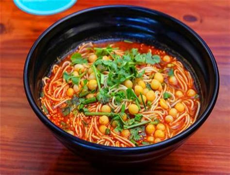 大渝小面加盟费多少钱大渝小面加盟费低至101万元大渝小面加盟怎么样渝小面加盟电话大揭秘：探索创业新机遇，财富之路从这里开启！加盟星