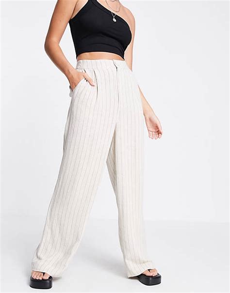 Stradivarius Locker Geschnittene Dad Hose Mit Weitem Bein Und