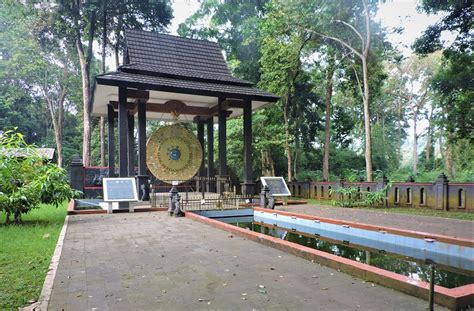 Cagar Budaya Ciung Wanara Jejak Kejayaan Kerajaan Galuh Di Ciamis