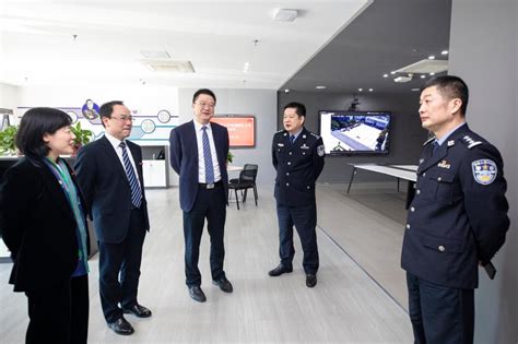 警校携手共建平安校园 绍兴市首个高校警务联络站——元培学院警务联络站正式启用 绍兴文理学院新闻网