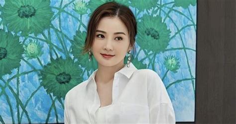 香港知名女星正式宣布分手，否认有第三者介入，冻卵20粒渴望结婚蔡卓妍石恒聪香港新浪新闻