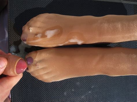 Shiny Nylon On Rooftop Photos Xxx Porn Album