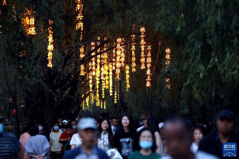 포토 선양 도시 명소 걸음걸음마다 빛나는 고대 시가 등불 거리