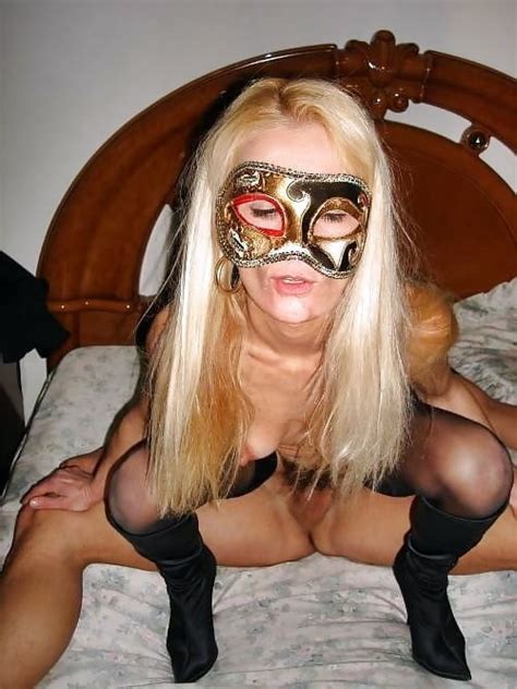 Mature Milf Group Sex Naylon Socks Sakso Evli Kadin Anne Hot Porn Pictures Xxx Photos Sex