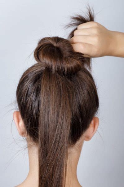 Twisted Bun Hair Tutorial 7 Steps Photos Headcurve