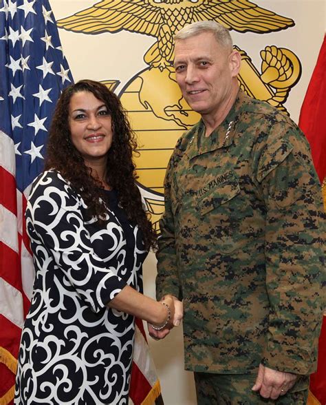 Commandant Of The Marine Corps Flag Commandant Of The Marine Corps Flag