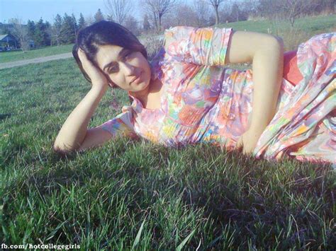 Pakistan College Girls In Party Pictures Hot College Girls