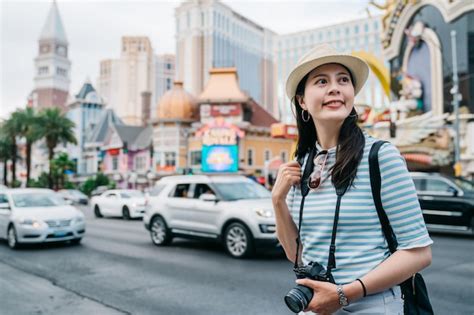 Premium Photo Happy Girl Travel In Summer Las Vegas Strip Smiling