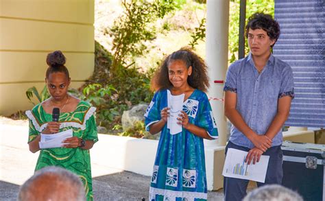 Le Lycée Du Grand Nouméa Baptisé Lycée Dick Ukeiwë Gouvernement De La