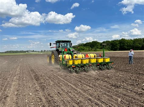 How Deep Should Corn Be Planted The Kernel
