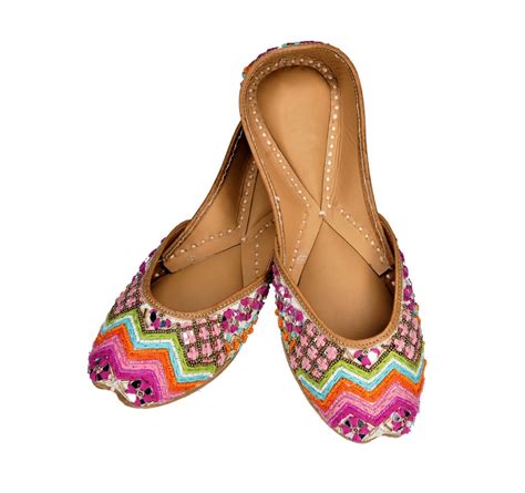 Embroidered Leather Jutti Khussa Punjabi Jutti Mojari Indian Shoes