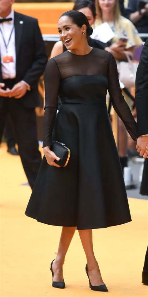 The Best And Worst Celebrity Outfits Of July 2019 Ranked Fame10