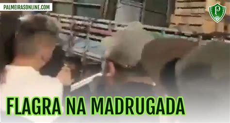 Mais um jogador do Palmeiras é flagrado em festa clandestina Veja vídeo