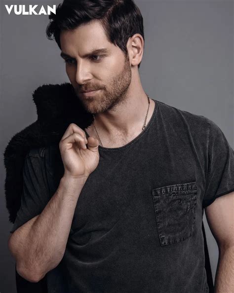 David Giuntoli Scrolller