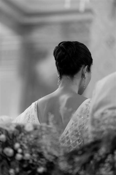 เจาะดีเทลชุดแต่งงาน เพชร ภิพัชรา จากแบรนด์ Pipatchara กับกลิ่นอายความไทยโมเดิร์นที่ลงตัว