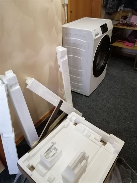 Стиральная машина Haier HW60-BP10919B — купить по низкой цене в ...