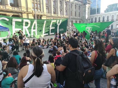 8 de Marzo Día Internacional de la Mujer El Clarin de Chile