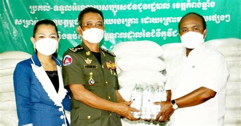 រដ្ឋបាលខេត្តកំពង់ឆ្នាំង បានទទួលអំណោយពីសប្បុរសជន ដើម្បីចូលរួមបម្រើសកម្មភាព