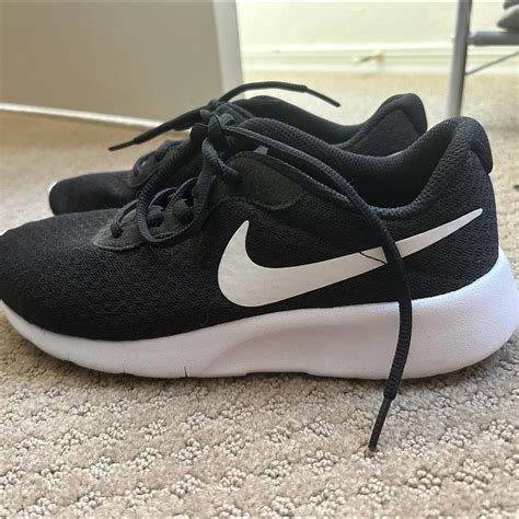 Nike Tanjuns Worn Maybe Twice Very Nice Shoes I Depop