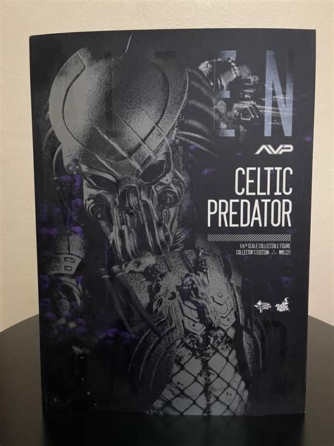 Hot Toys Avp Predators Set Of 4 Hobbies And Toys Toys And Games On Carousell