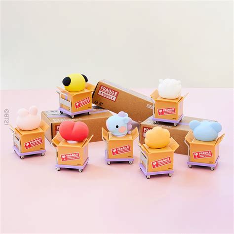 LINE FRIENDS STORE on Twitter 두근두근 BT21 미니니와 함께하는 언박싱 준비 BT21 minini