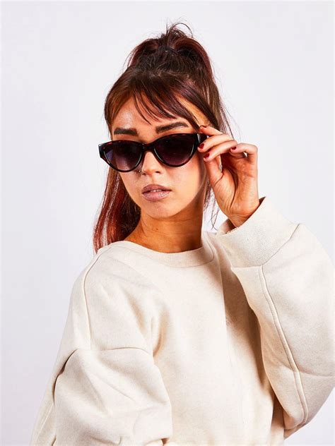 Sunglasses Tortoiseshell Cat Eye Sunglasses SVNX