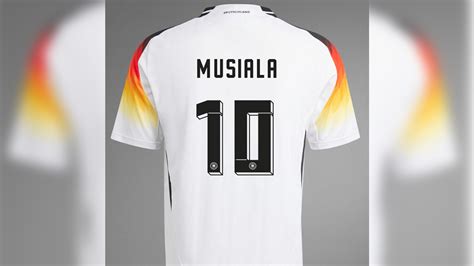 Jamal Musiala Trägt Beim Dfb Ab Sofort Die Rückennummer 10 Fußball