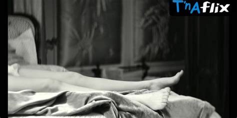 Emma Stone Breasts Scene In Poor Things Tnaflix Com