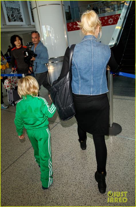 Gwen Stefanis Sons Kingston And Zuma Wear Matching Track Suits Photo