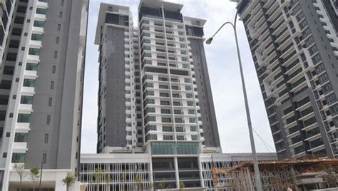 G Residences Condominium Jalan Kuchai Lama Kuala Lumpur Hitchins