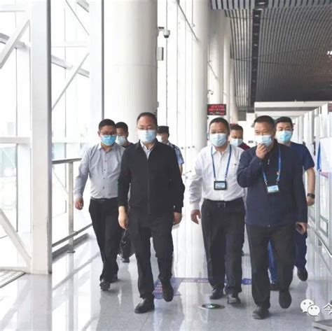 李颖督查暗访全市疫情防控、安全生产工作情况值班李颖