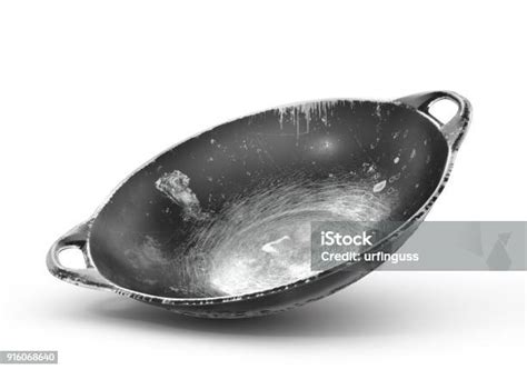 빈티지 웍 팬 흰색 배경에 고립입니다 3 차원 일러스트 레이 션 3차원 형태에 대한 스톡 사진 및 기타 이미지 3차원 형태 궁중팬 금속 Istock