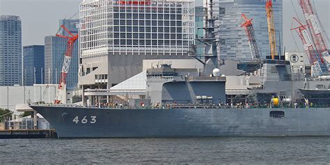 掃海母艦うらが8 2に函館港 港町ふ頭で一般公開 フネコ Funeco