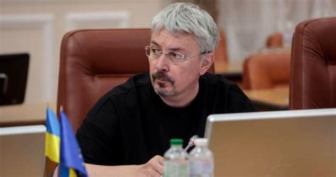 Рада відправила у відставку міністра культури Ткаченка Читайте на Ukr Net