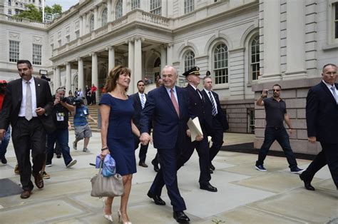 Nypd Commissioner Bill Bratton Resigns In Surprise Move To Join Private