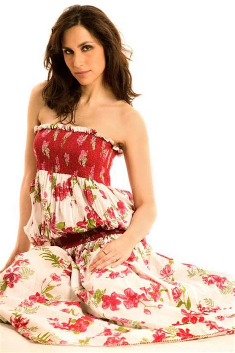 Tanya Shafi Pakistani Model And Actress