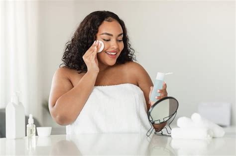 Berbagai Manfaat Astringent Untuk Kulit Dan Bedarnya Dari Toner