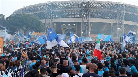Il Napoli E De Laurentiis Avranno Un Premio Per Il Terzo Scudetto La