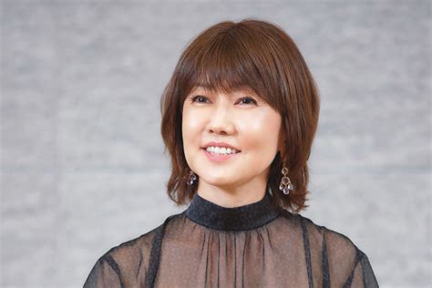 腰椎圧迫骨折から復帰の松本伊代が明かす現状とヒロミへの感謝「入院中に明太子パスタを作ってくれました」｜newsポストセブン