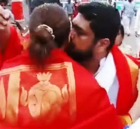 Siddharth Mallya Deepika Padukone Kiss