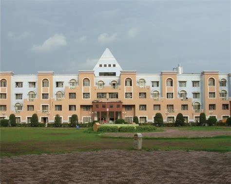 Dwarawati Bhaktniwas Shirdi Dwarawati Bhaktniwas Shirdi By