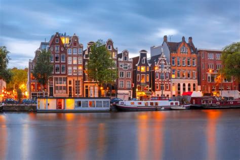 Amsterdam Canal Houses Why Are They So Wonderfully Weird