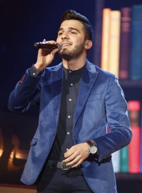 ما هي الجوائز التي سيحصل عليها حازم شريف لفوزه بلقب اراب آيدول؟ Laha