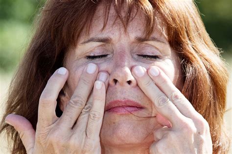 Sinus Massage Relieving Sinus Pressure And Congestion