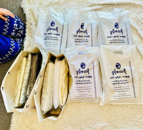 Wedding အတွက် အားပေးသွားတဲ့ အဖြူခံချိတ် နုနုဖက်ဖက်လေး 😍🥰🥰 စိတ်တိုင်းကျတယ် ကြိုက်နှစ်သက်ကြတယ